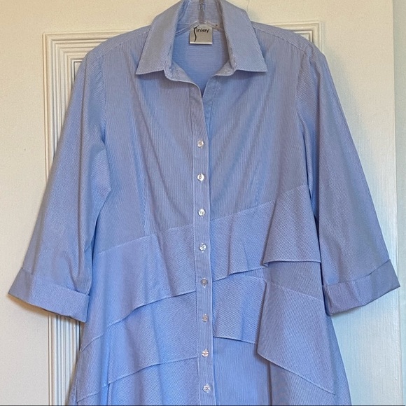 Finley | Tops | Finley Blouse Size Sfits Like A M | Poshmark